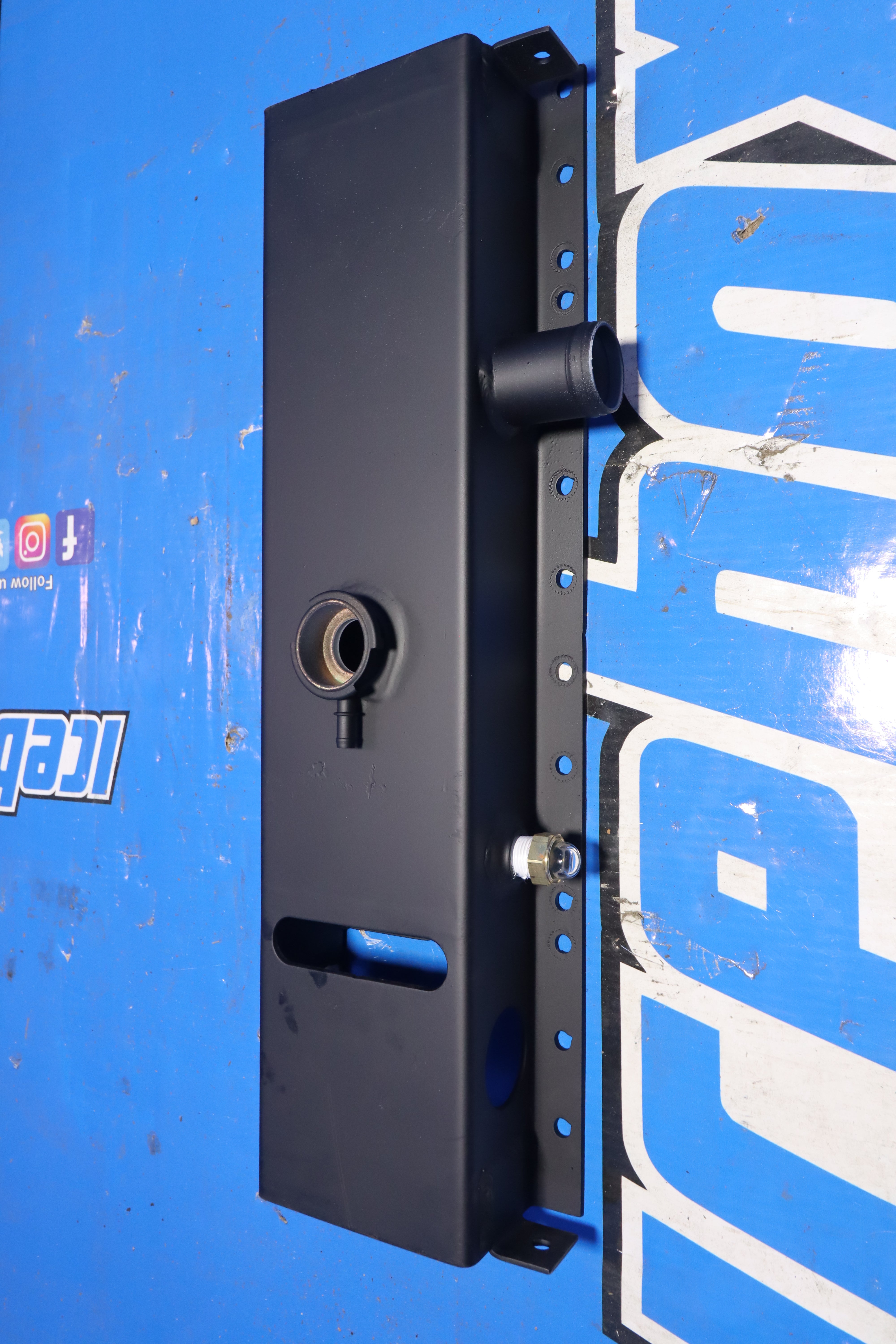 Case 650K, 750K, 850K, Top Tank # 845273 – Radiator Supply House