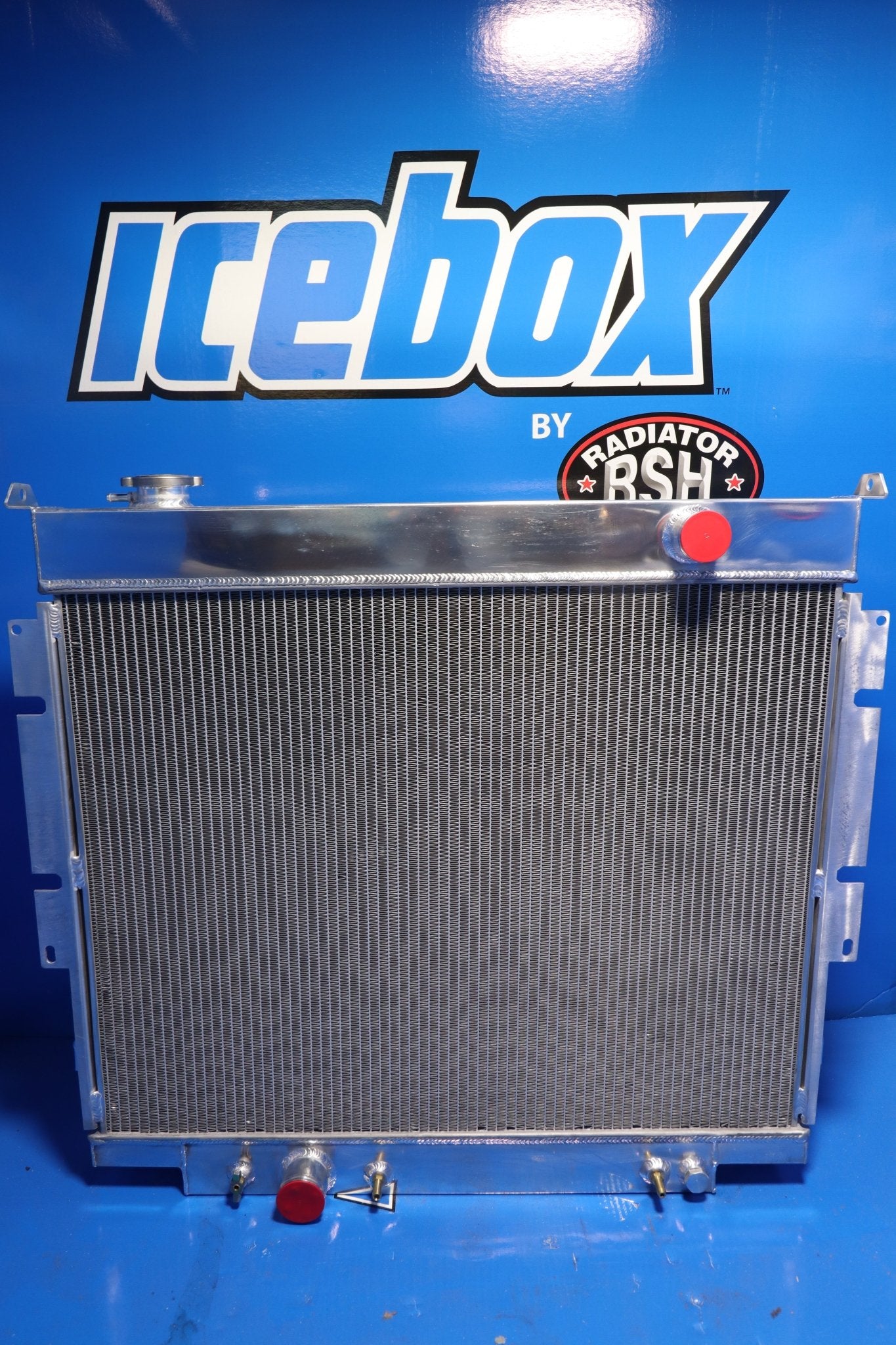 Ford F-Series Radiator # 600115 – Radiator Supply House