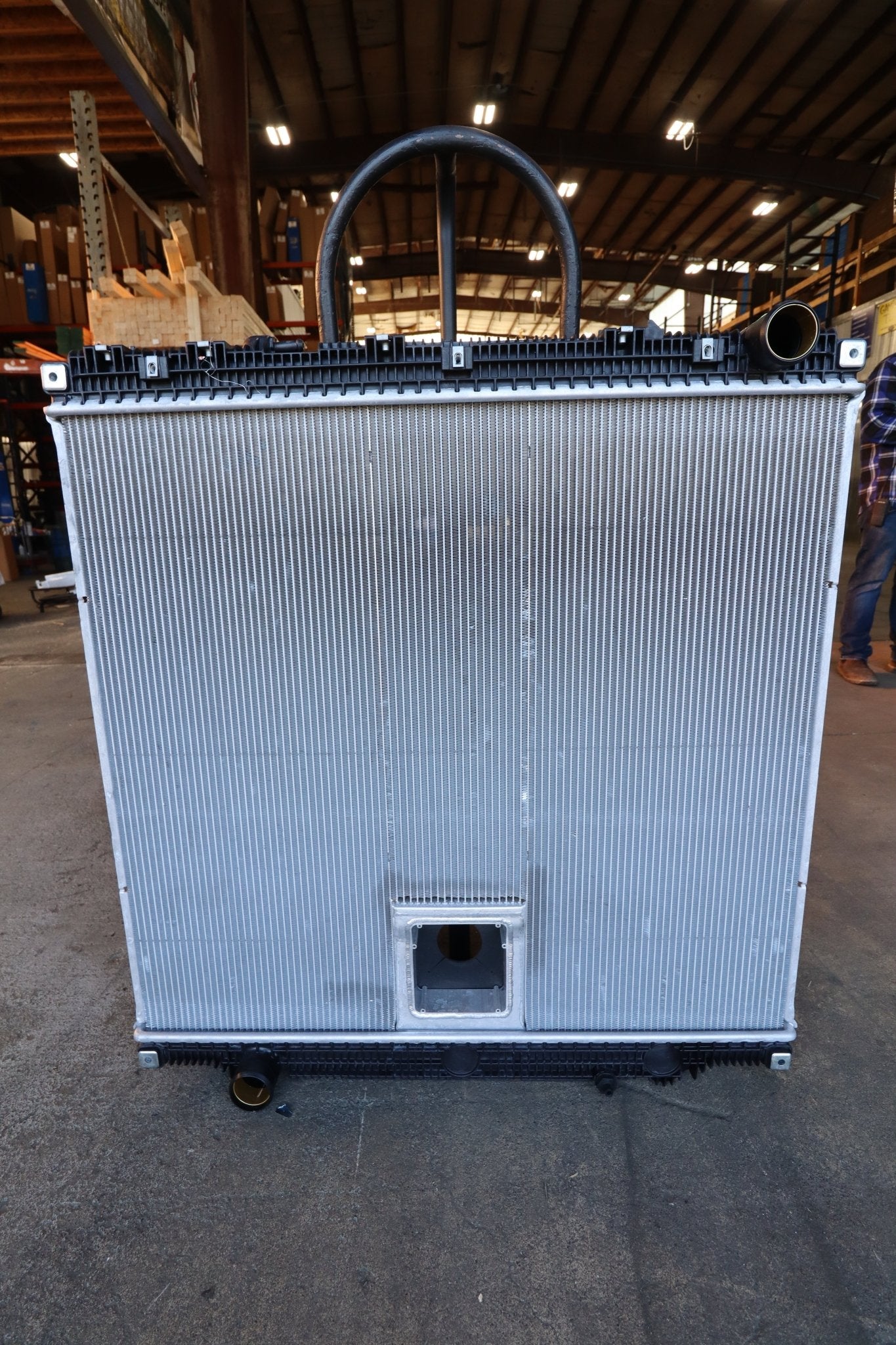 Freightliner 05-37217-014, 0537217014 Radiator # 601492 – Radiator ...