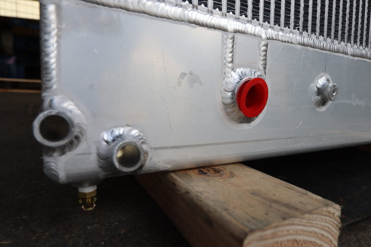 Freightliner M2 106 Radiator # 601615 – Radiator Supply House