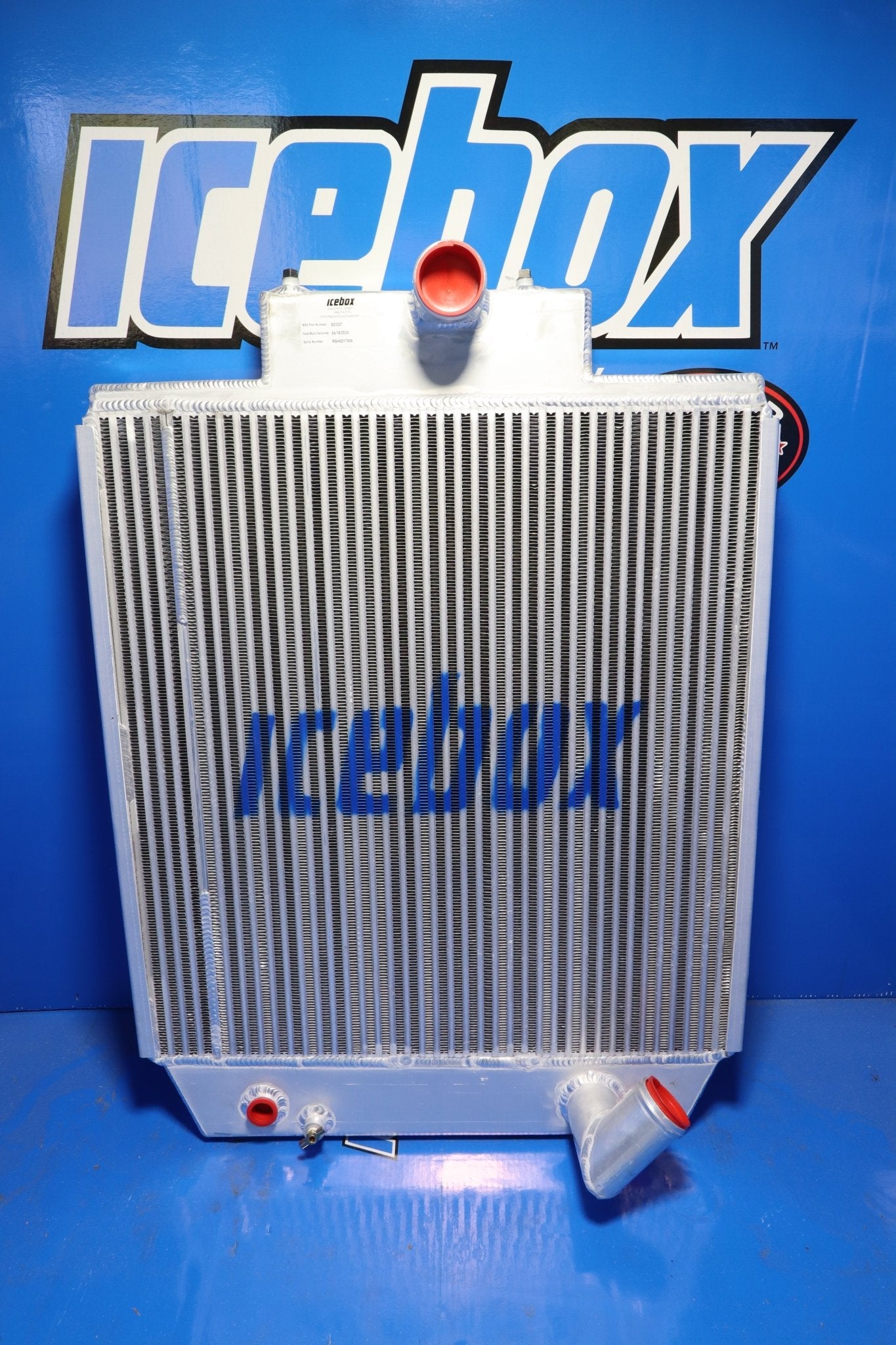 International 4700,4900 Series Radiator # 603327 – Radiator Supply House
