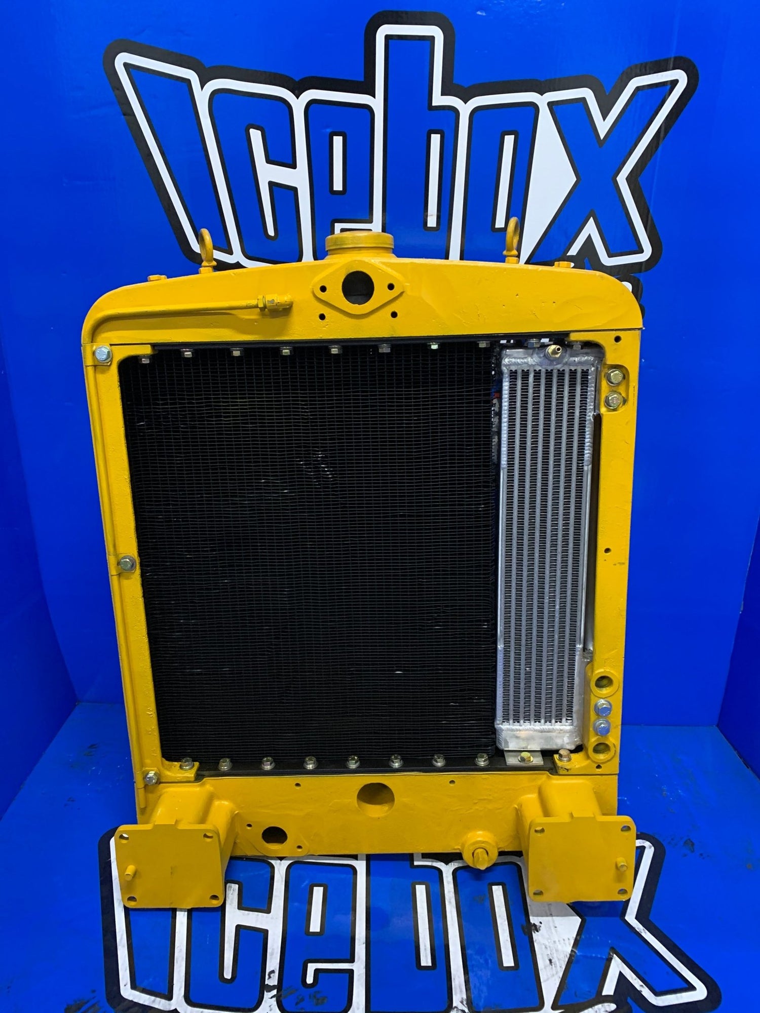 Caterpillar D47U Radiator # 850802 – Radiator Supply House