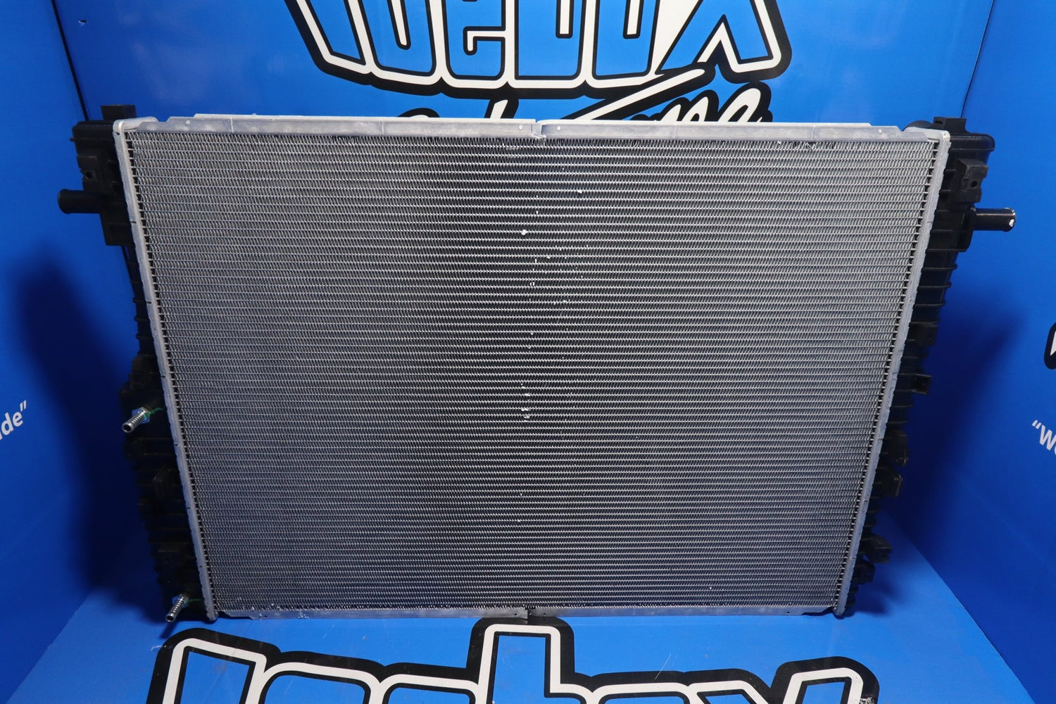 Ford F series Radiator # 600105 – Radiator Supply House
