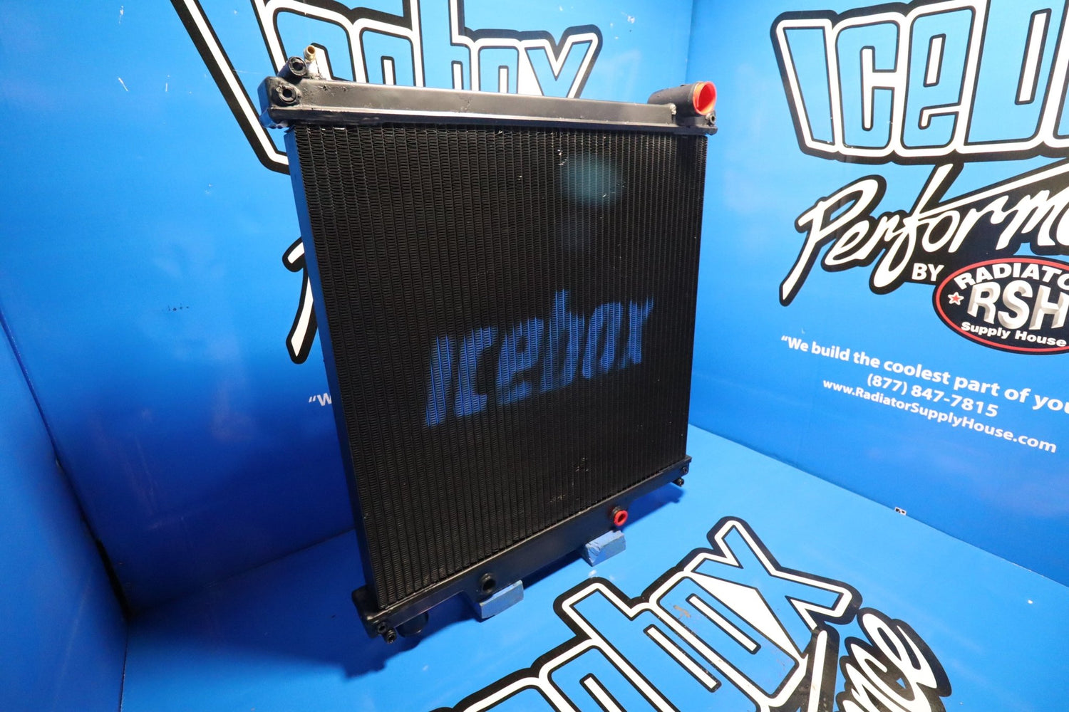 Ford F700 Radiator # 600181 – Radiator Supply House