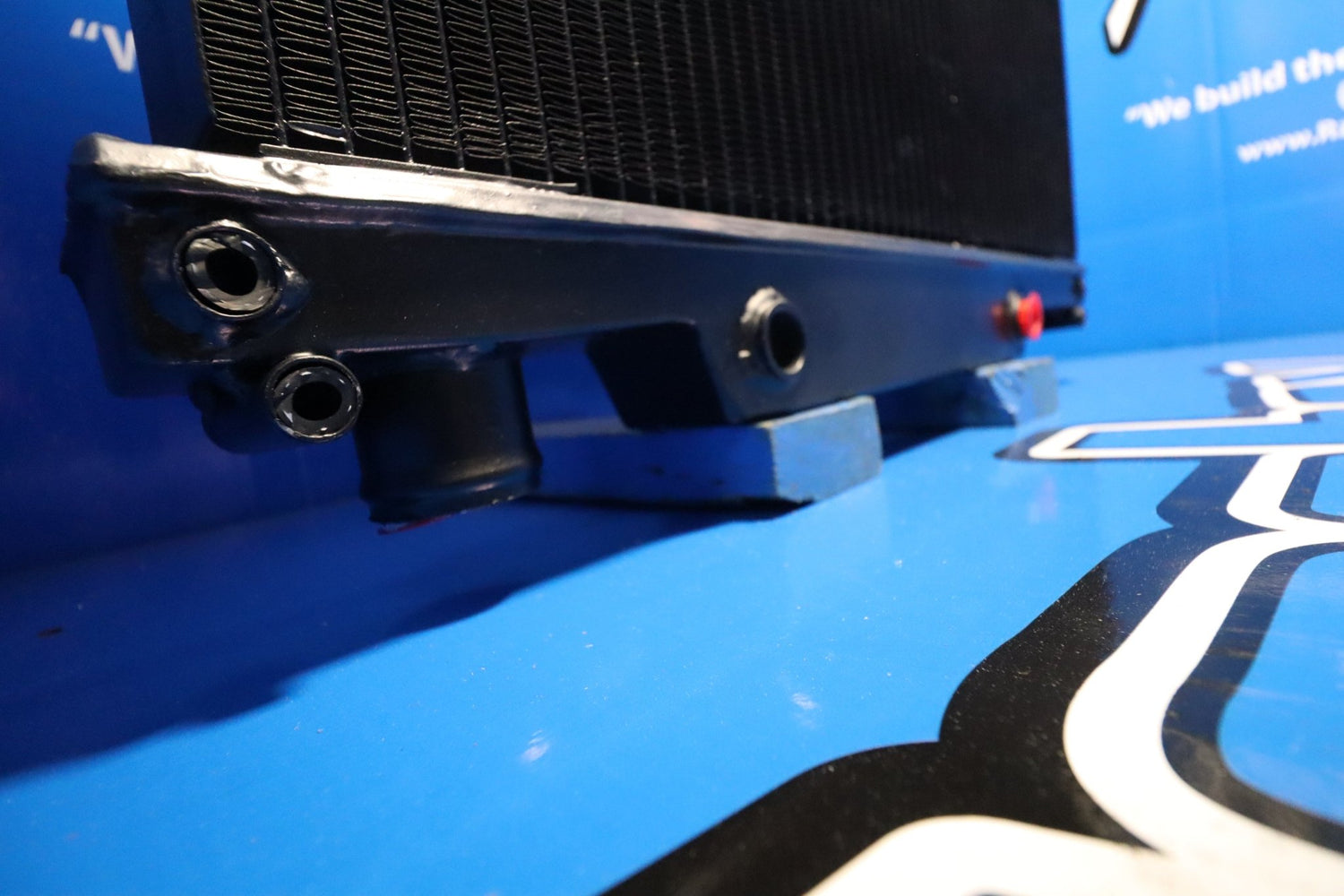 Ford F700 Radiator # 600181 – Radiator Supply House