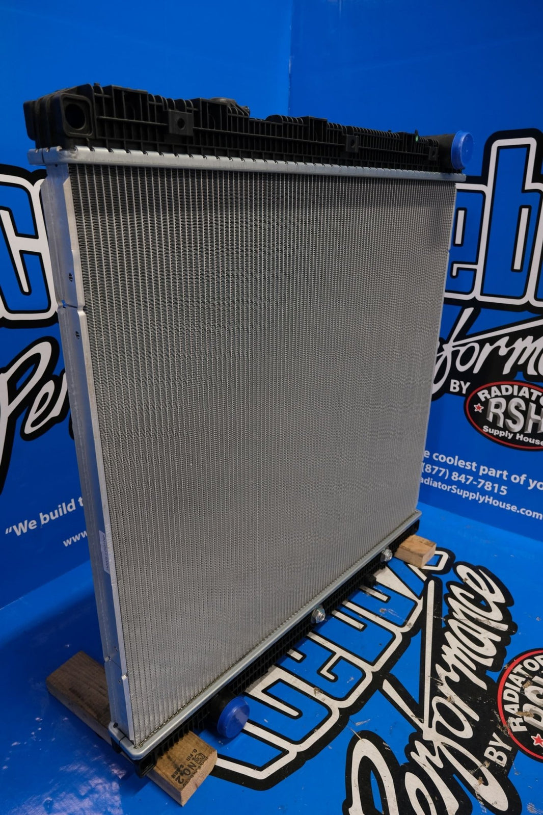 Freightliner Cascadia Radiator # 601417 – Radiator Supply House
