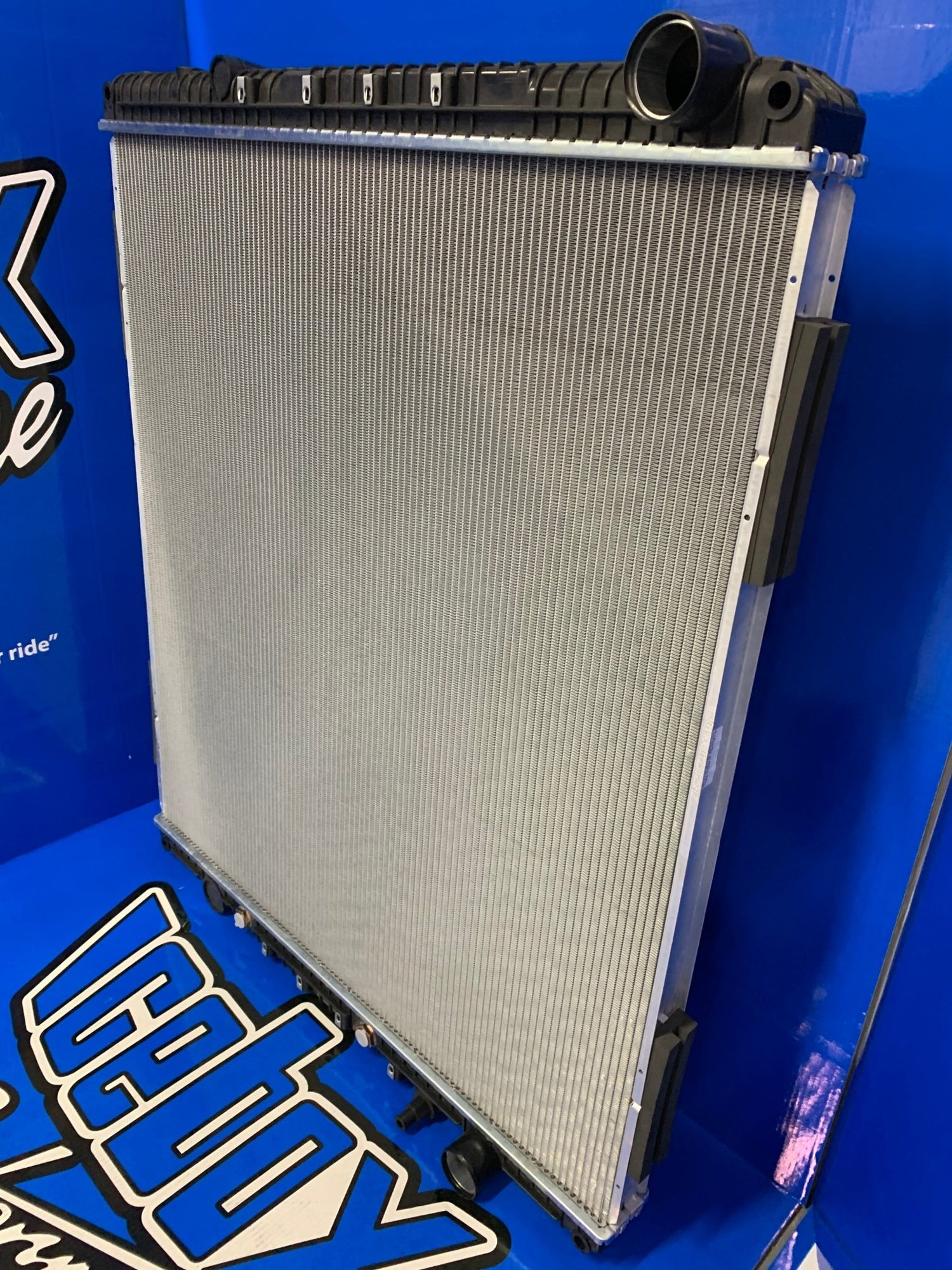 Freightliner Columbia, Cascade Radiator # 601096 – Radiator Supply House