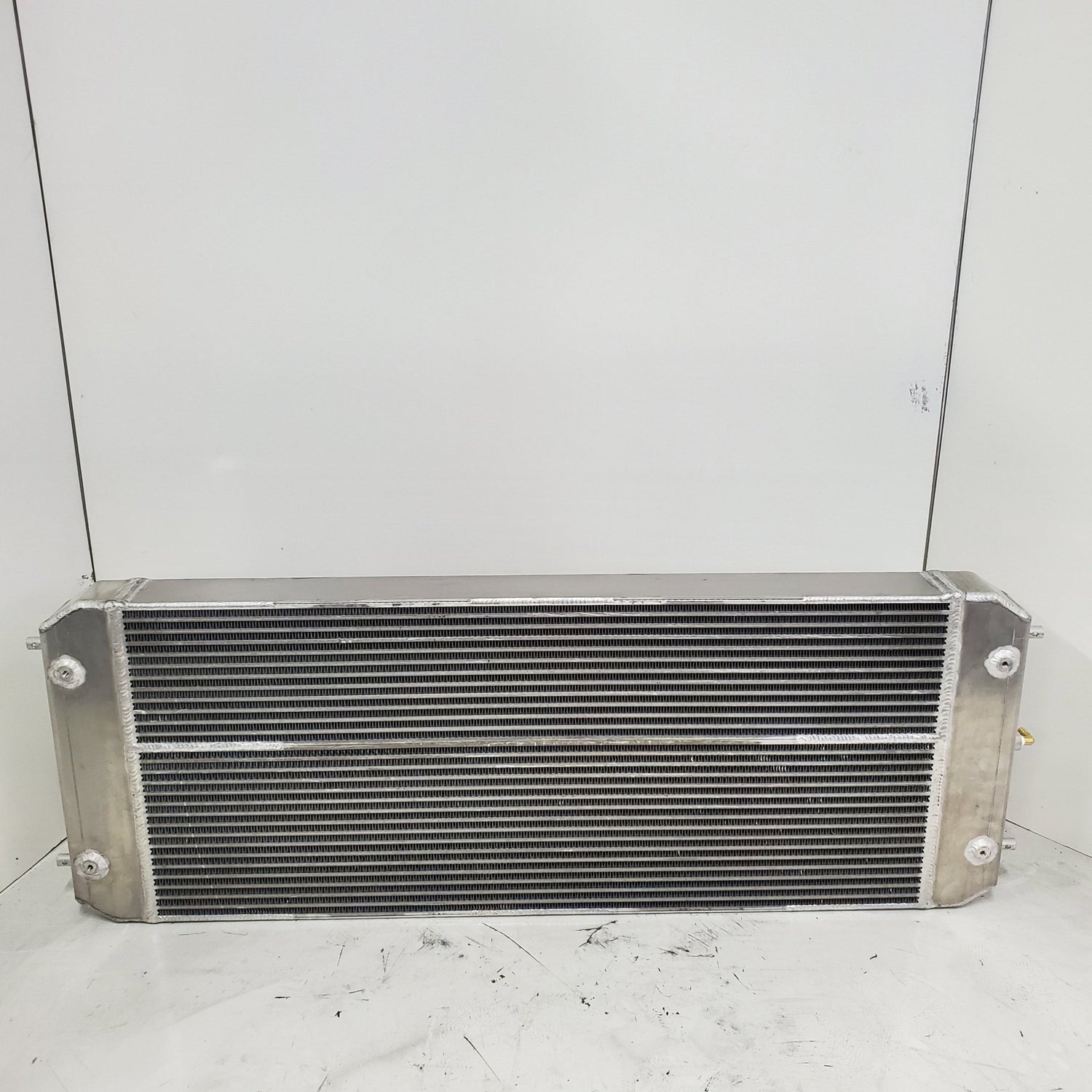 Kawasaki Loader Radiator # 890463 – Radiator Supply House