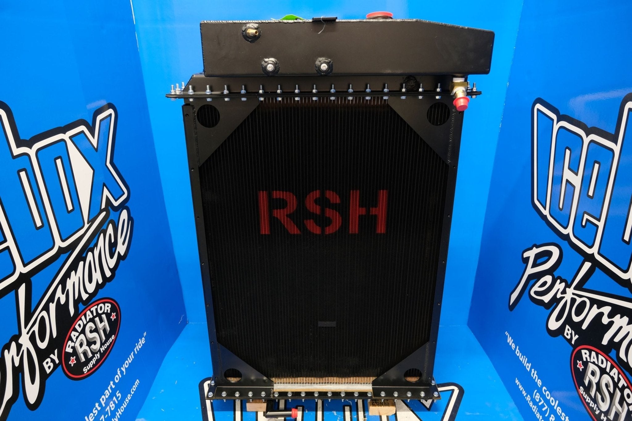 Kenworth T800,T600,W900 Radiator # 604026 – Radiator Supply House