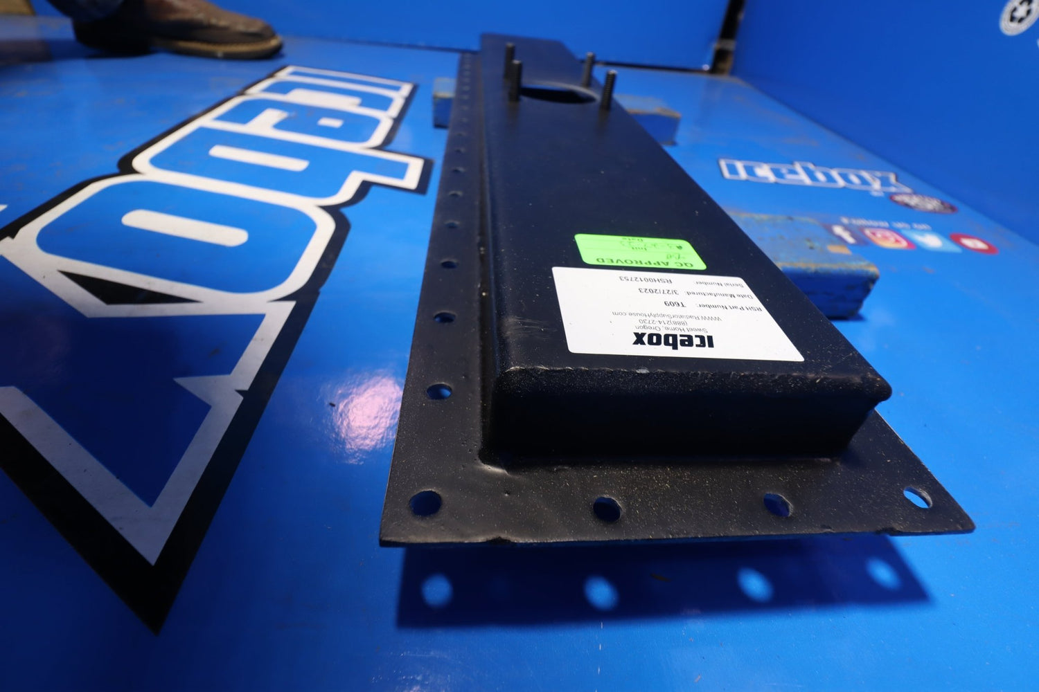 Kenworth Radiator Components # 604737 – Radiator Supply House