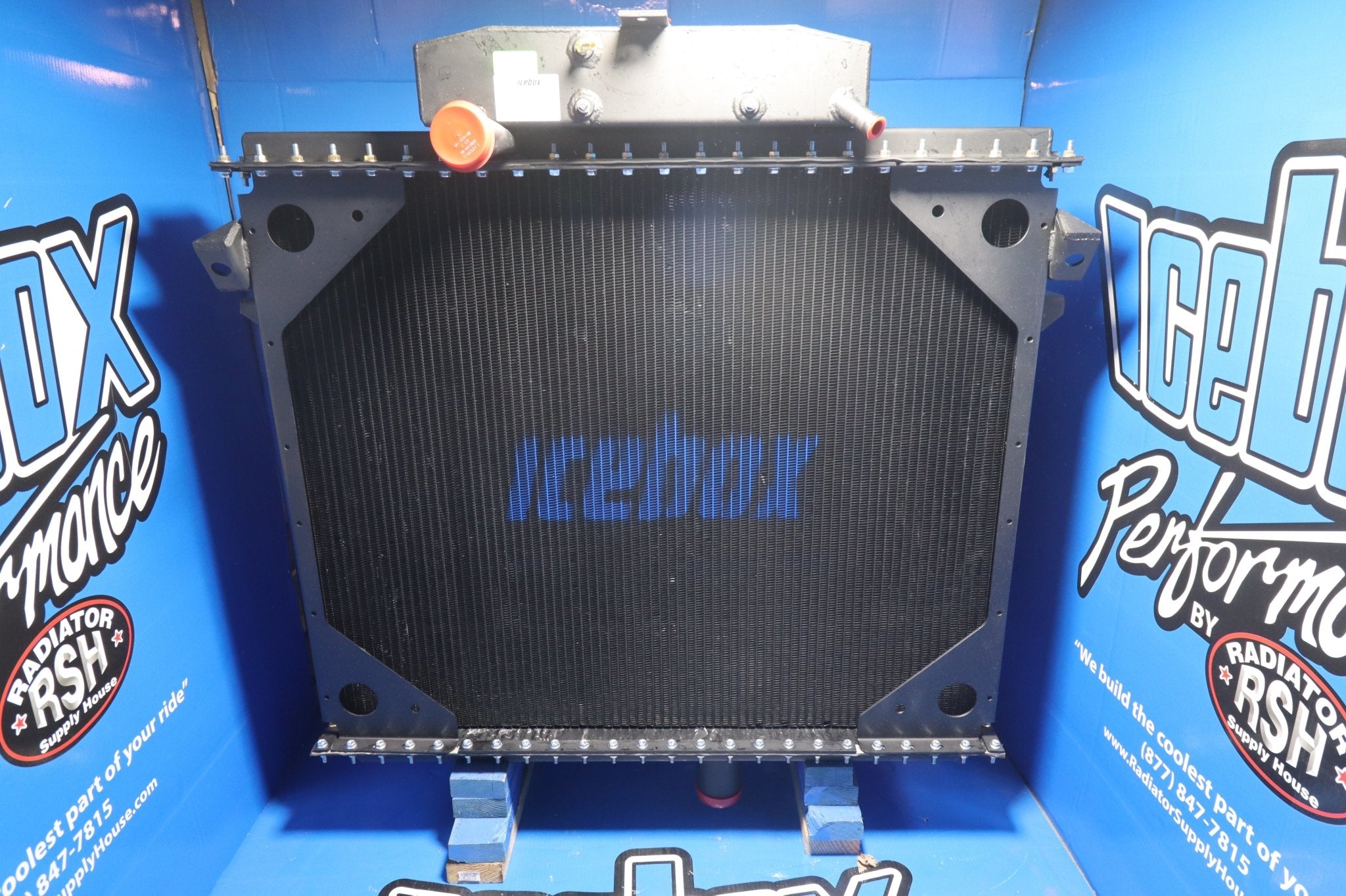 Kenworth W900 Radiator # 604021 – Radiator Supply House