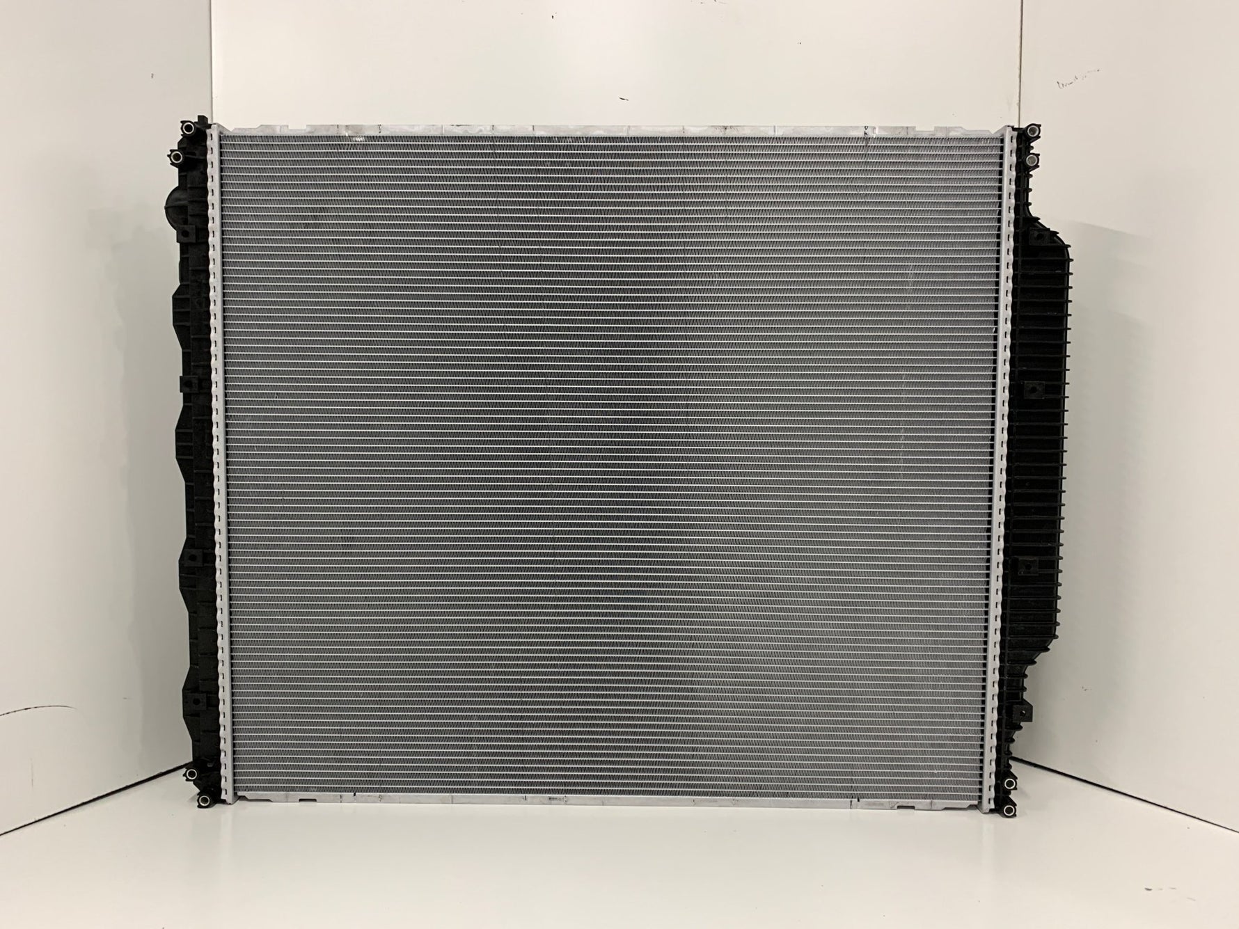 Mack CHN, CHU, GU Granite & Volvo V Radiator # 607042 – Radiator Supply ...