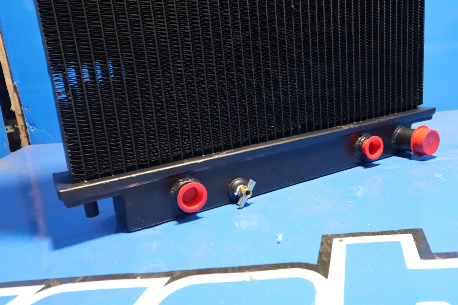 Nissan Forklift Radiator # 940185 – Radiator Supply House