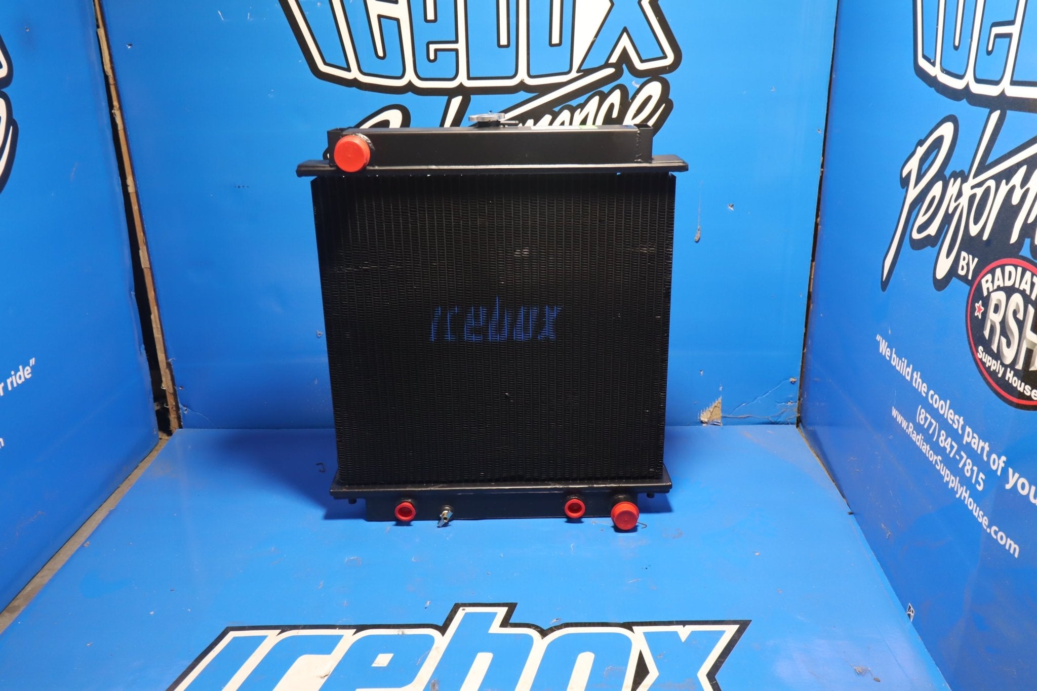 Nissan Forklift Radiator # 940185 – Radiator Supply House