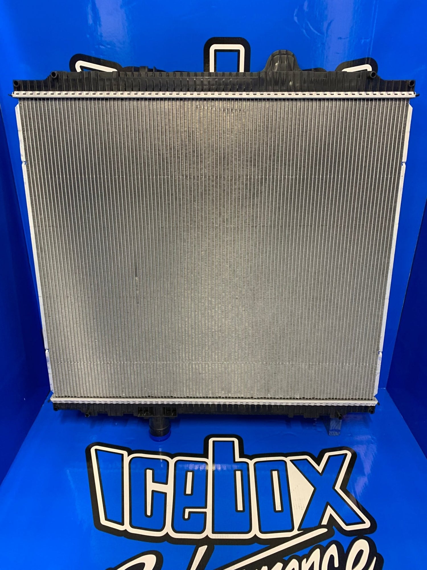 Peterbilt 386, 587EXHD, KW T2000 Radiator # 606057 – Radiator Supply House
