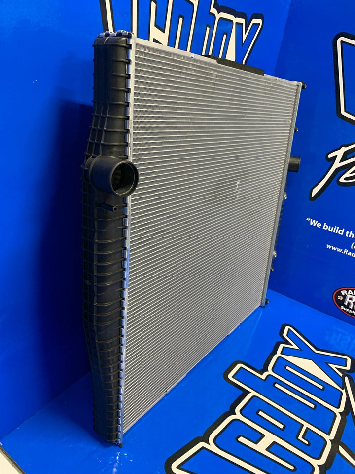 Volvo VHD Radiator # 607033 – Radiator Supply House